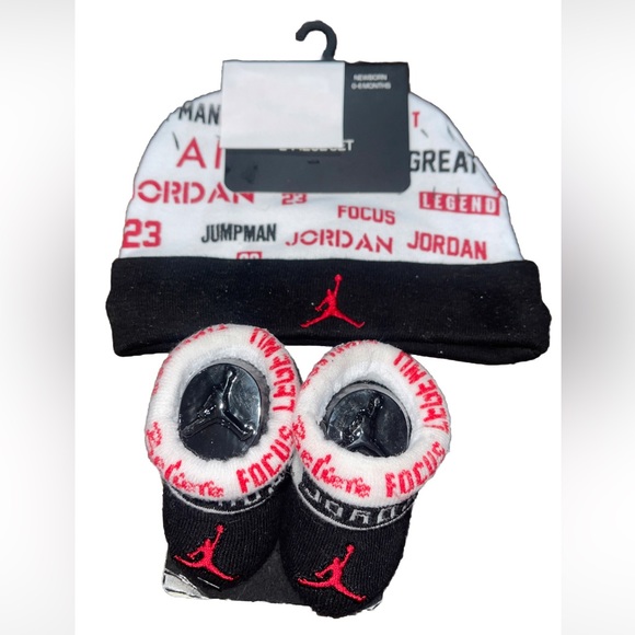 Jordan | Accessories | Jordan Hat Crib Booties Socks 2 Pc Set Sz 6 Mo ...